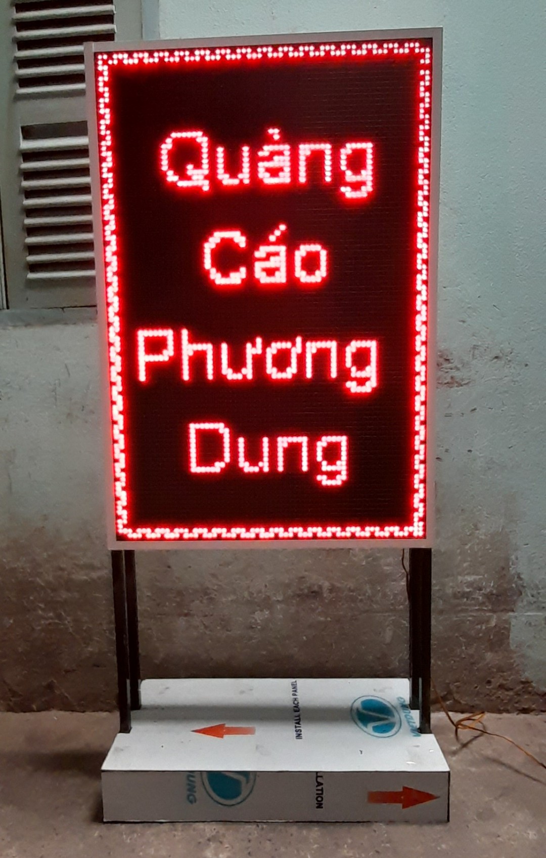 Hộp Đèn Led A011